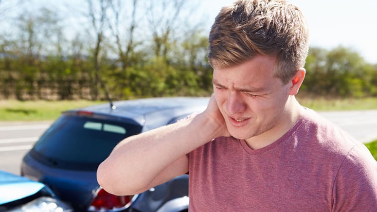 Bone Spurs in the Neck – Symptoms, Causes, Risk Factors and Treatments ...