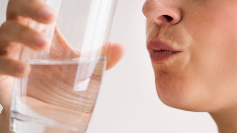 How a Saltwater Rinse Can Improve Your Oral Health – Page 6 – Entirely ...