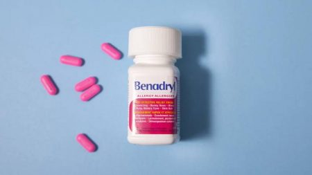 Benadryl: Uses, Dosage, Side Effects, and More – Entirely Health
