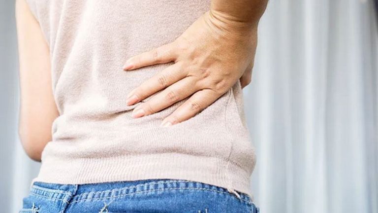 Lower Right Back Pain: Causes & Treatments – Entirely Health